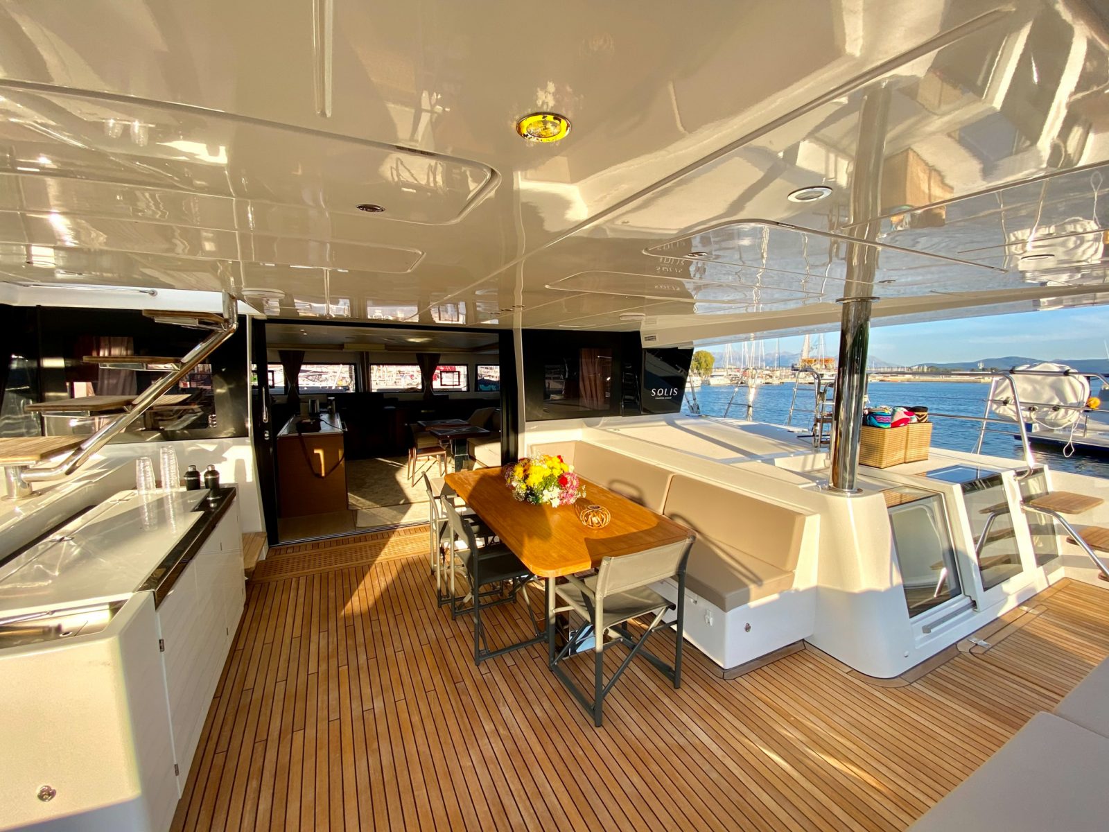 Lagoon 620 | Island Sailing